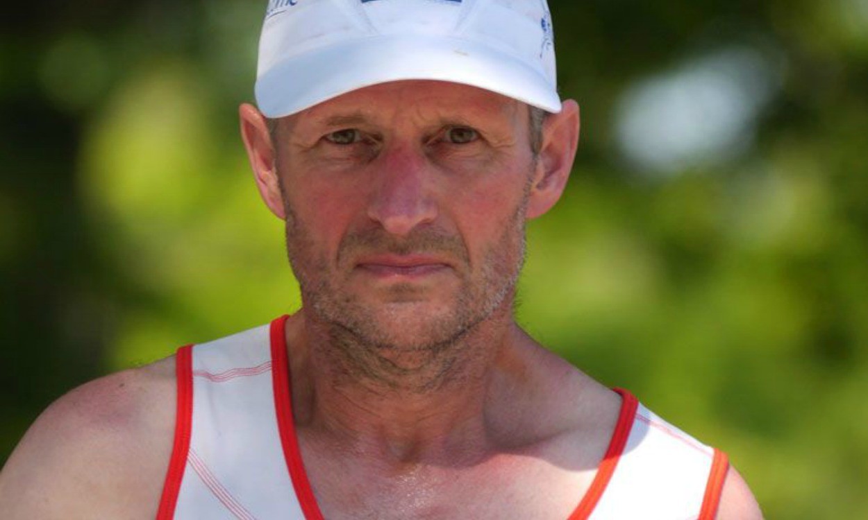 William Sichel completes 3100-mile race - Athletics Weekly