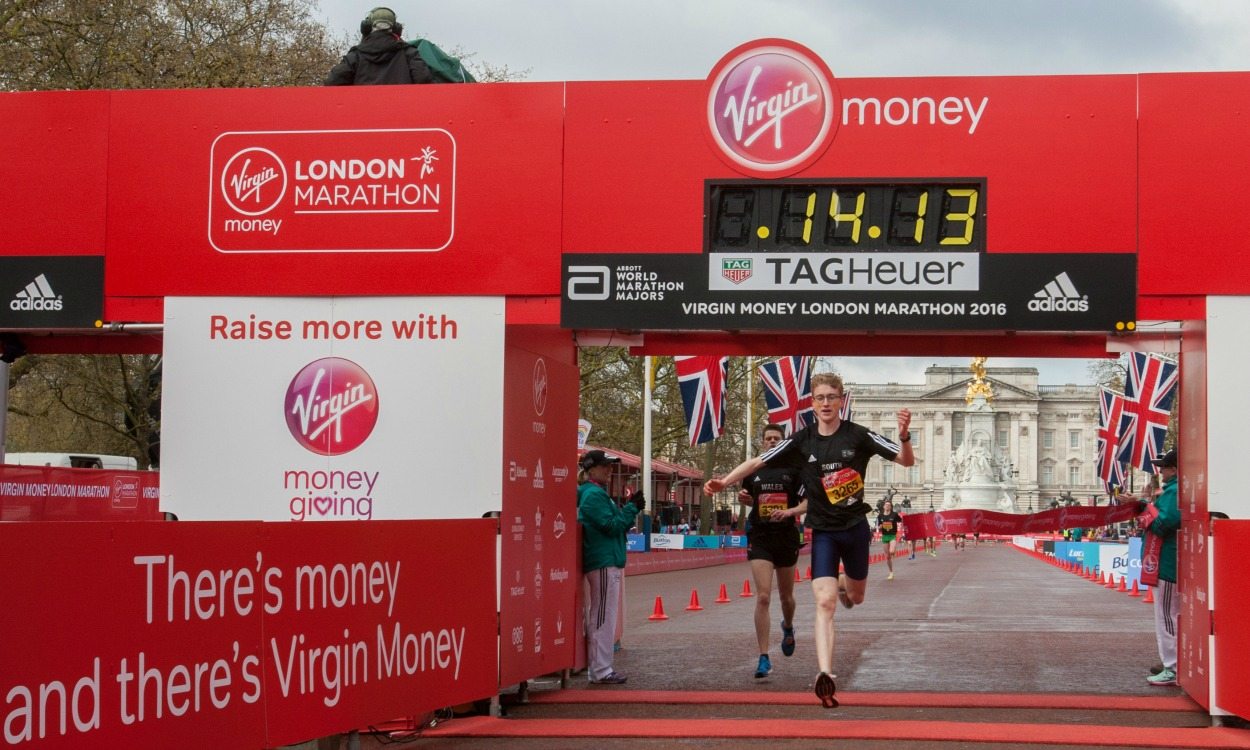 Mortimer and Sinha among London mini-marathon winners - Athletics Weekly