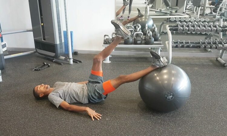 Hamstring-rolls-Eilish-McColgan-and-Michael-Rimmer-circuit - AW