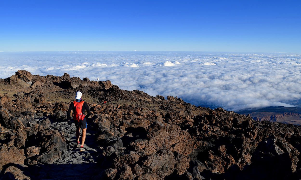 Sky racing: AW takes on the Tenerife Bluetrail - Athletics Weekly