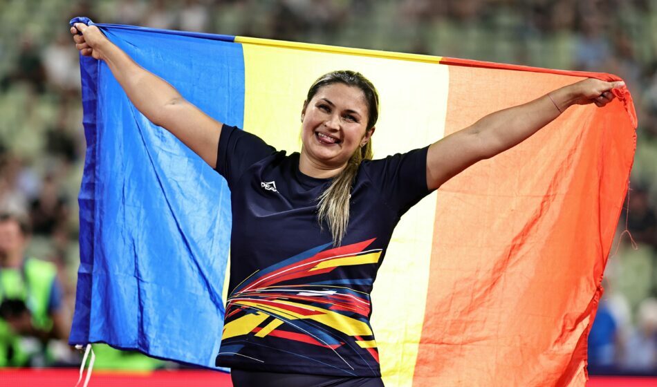 Bianca Ghelber wins women's hammer gold in Munich - AW