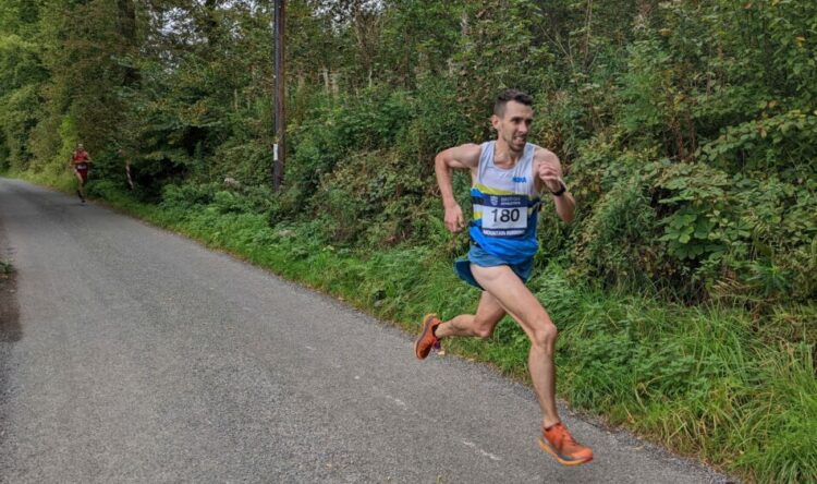 Andy Douglas, Winner Moffat trila Pic Mark Johnston FcYDO0dXoAAhLEV - AW