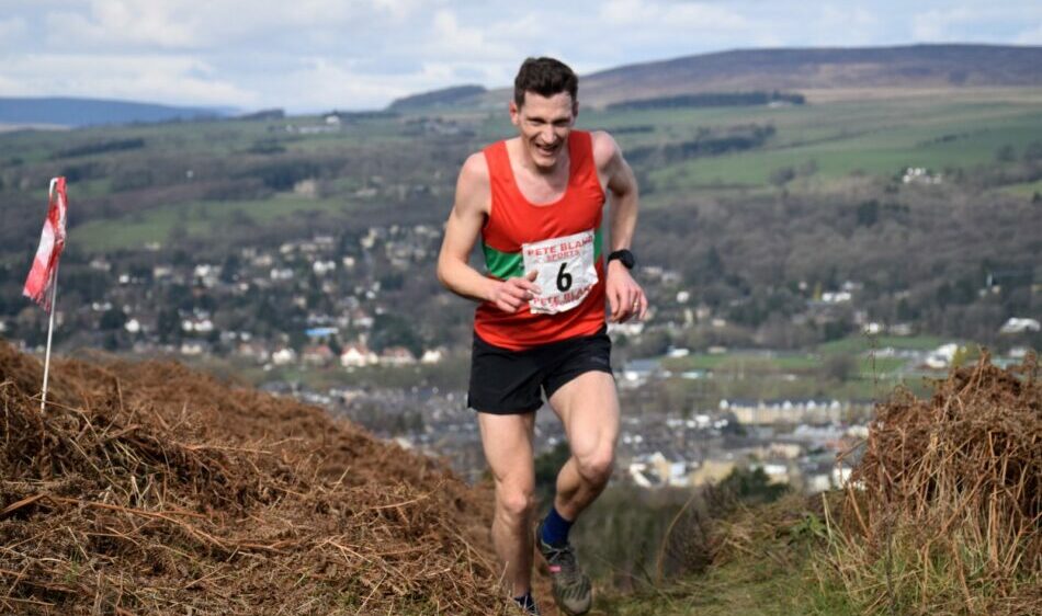 lkley Moor Fell Race - Ben Rothery Ilkley Harriers 35.28 breaks Simon ...