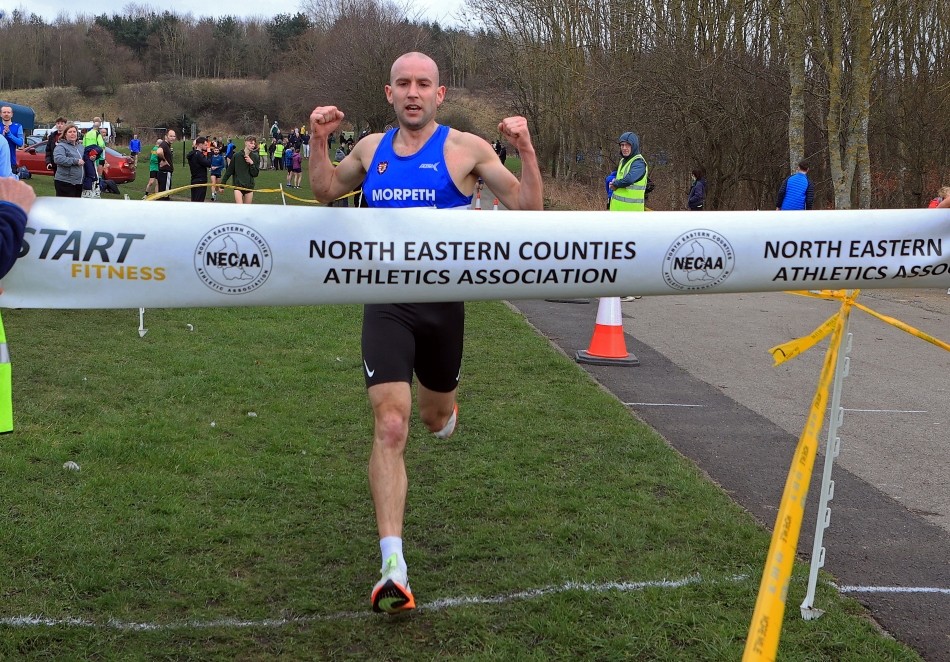 Morpeth Harriers win Senior Mens Relay - AW