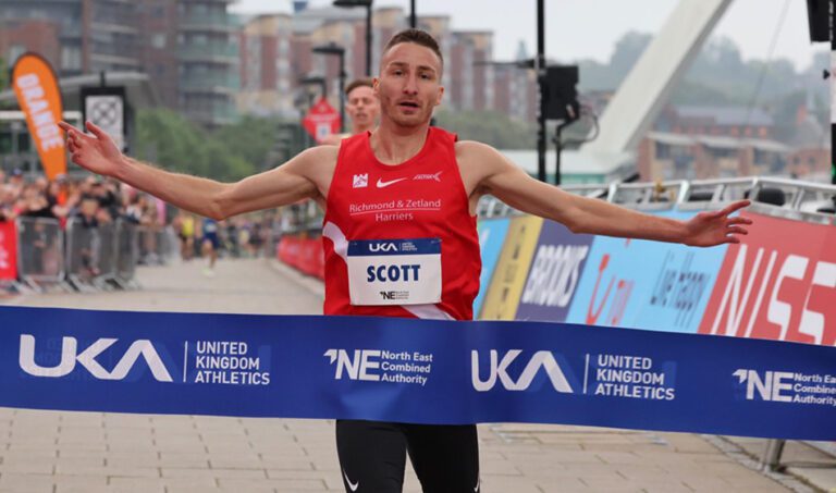 Marc Scott and Hauger-Thackery take UK 5km titles - Athletics Weekly