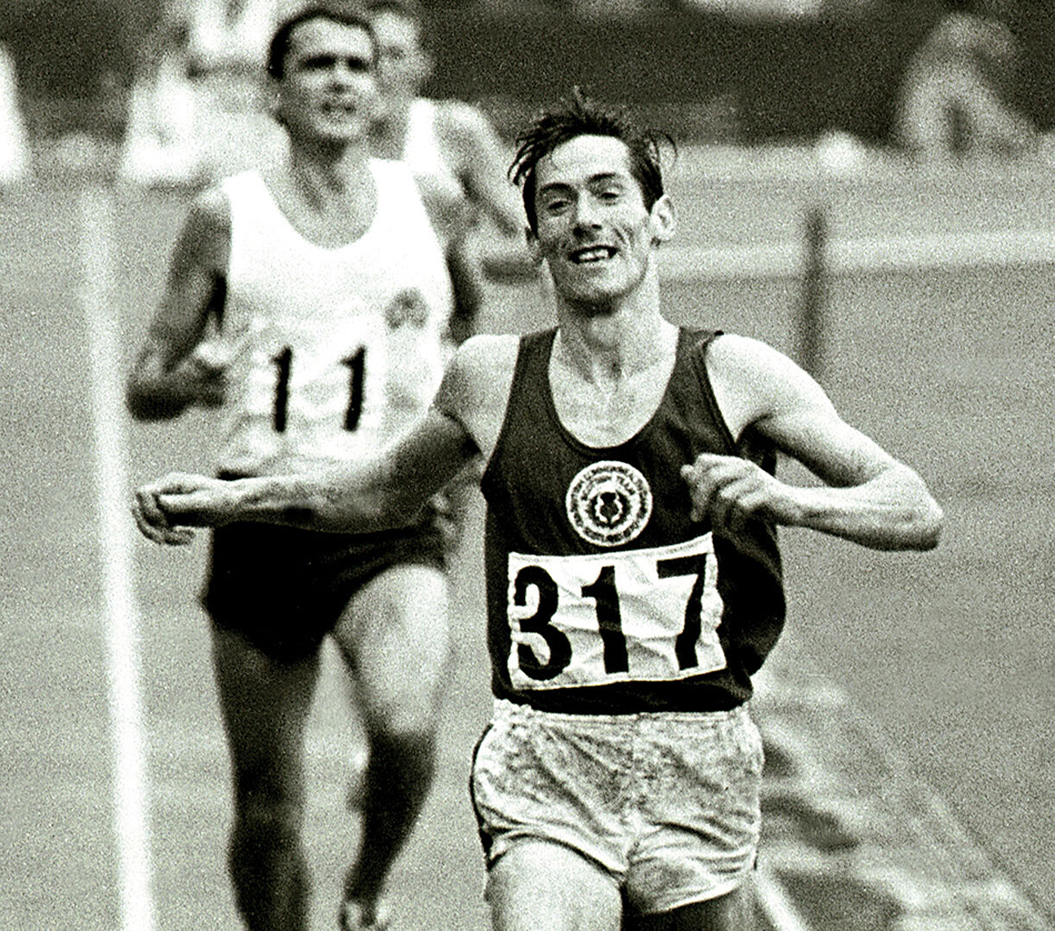 OBITUARY: VALE OF LEVEN’S GOLDEN BOY LACHIE STEWART DIES, AGED 82 – THE ...